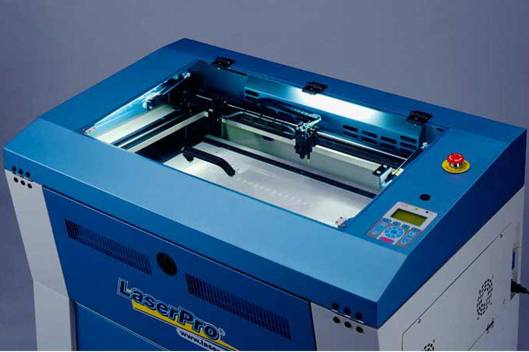 GCCシリーズ SPIRIT/SPIRIT LS | レーザー加工機・レーザーカッター販売実績4,500台の国内トップシェア | コムネット